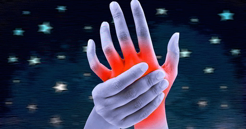 What’s Actually Happening When Your Arms ‘Fall off to Sleep’?