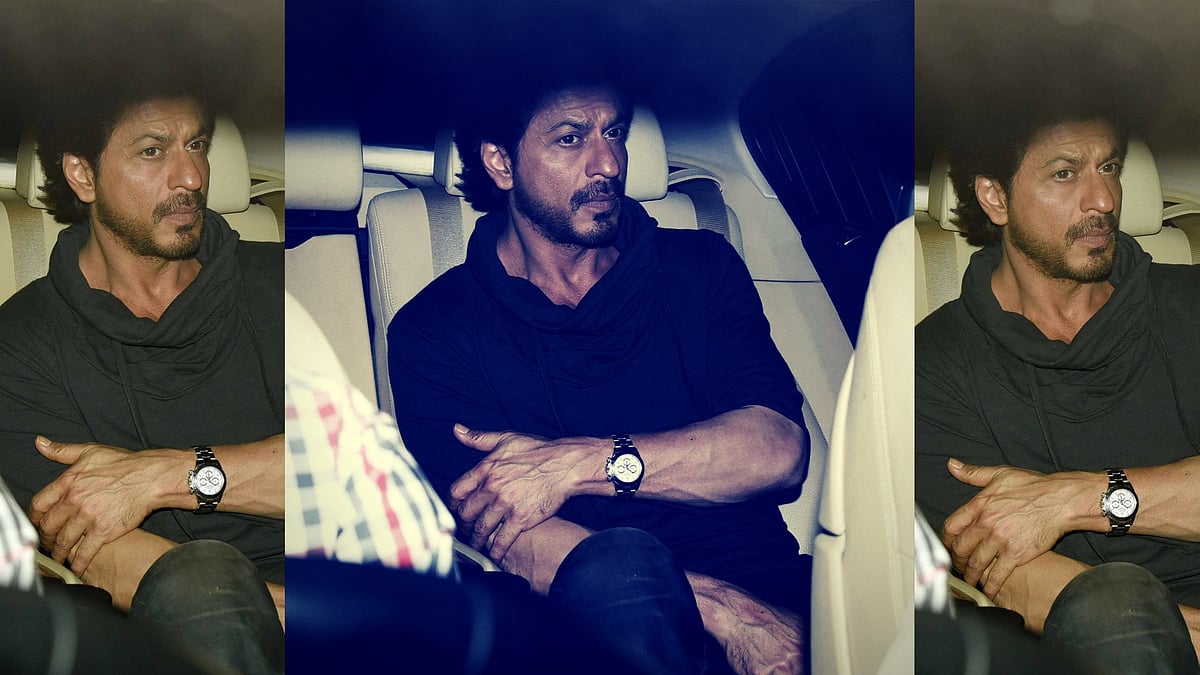 Shah Rukh Khan to Travel By August Kranti Train From Mum to Delhi