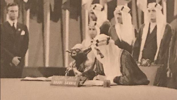 Yoda Signs UN Charter With Saudi King Faisal in School Textbook