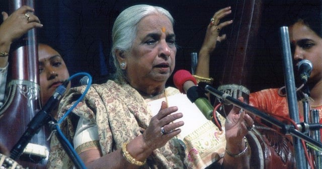 Girija Devi, the ‘Queen of Thumri’ Passes Away At 88, in Kolkata
