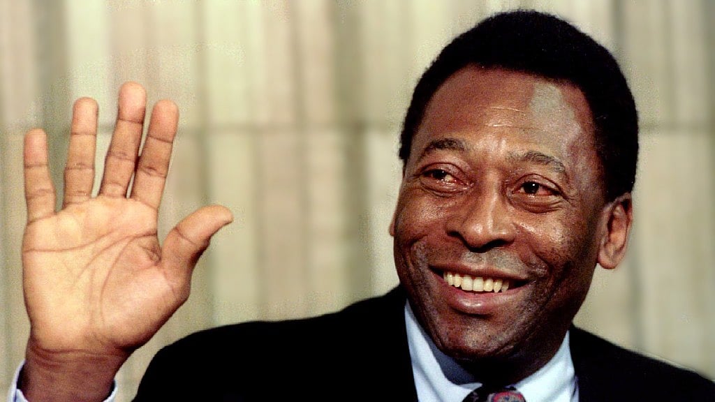 On His Birthday, Here are a Few Sides of Pele You Didn’t Know