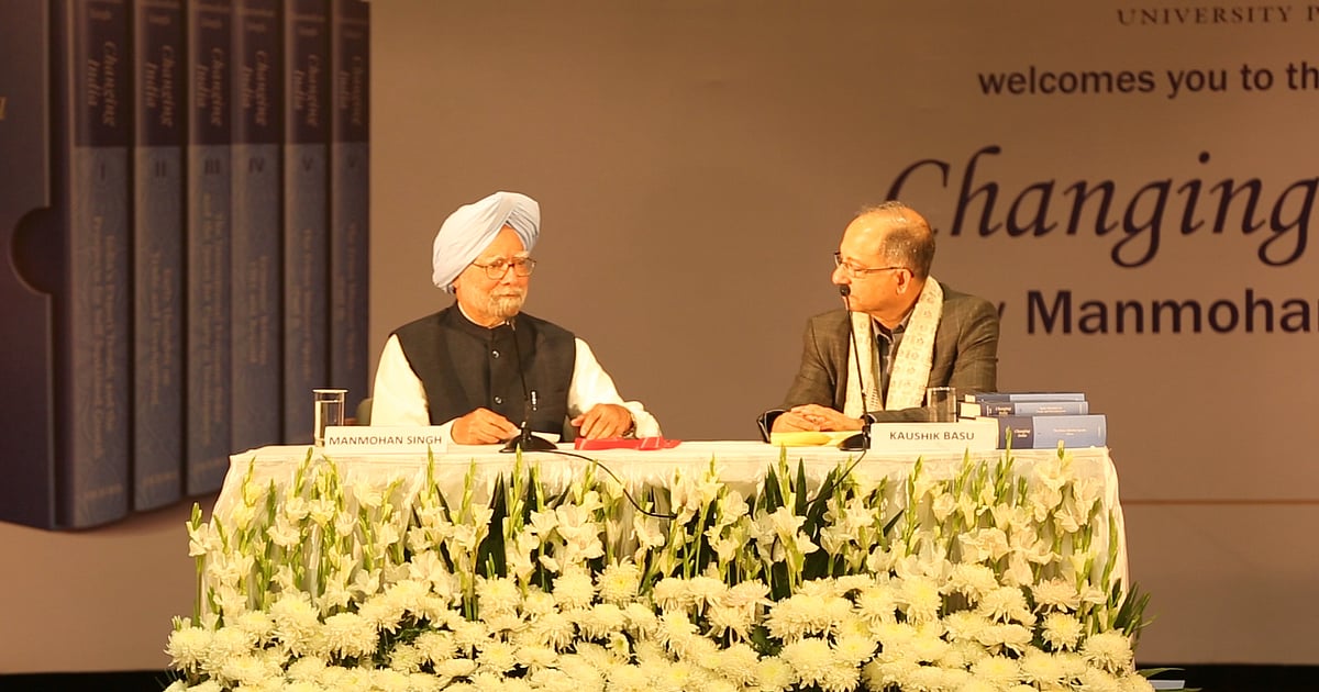 ‘As PM, Wasn’t Afraid of Talking to Media’: Manmohan Singh’s Dig at ...