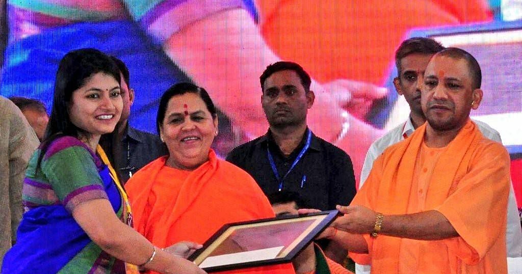 Who is B Chandrakala, the ‘Lady Dabbang’ IAS officer Raided for Sand ...