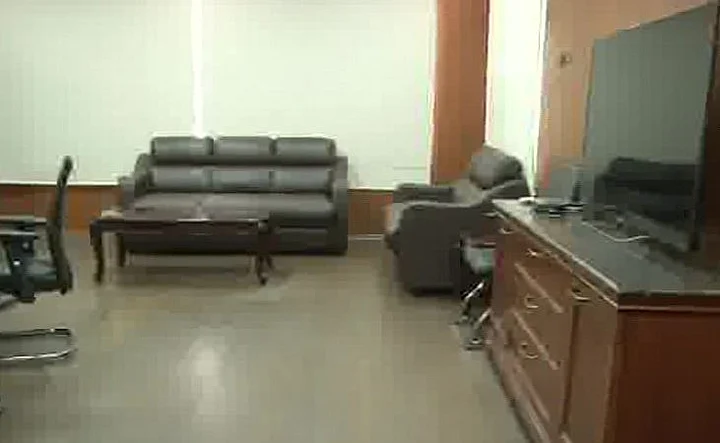 ‘It’s a 7-Star Hotel’: Sushil Kumar Modi on Bungalow Vacated by ...