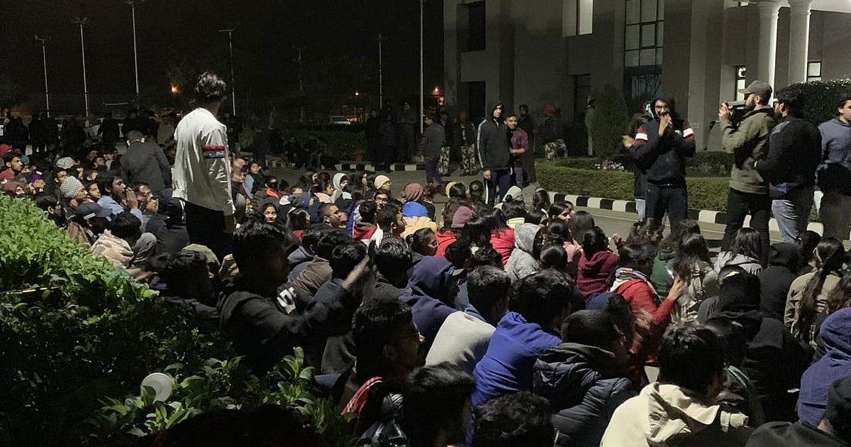 RGNUL Revokes Suspension of All 6 Students Following Student Protest