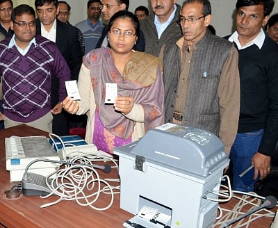 EC introduces steps to improve voting process