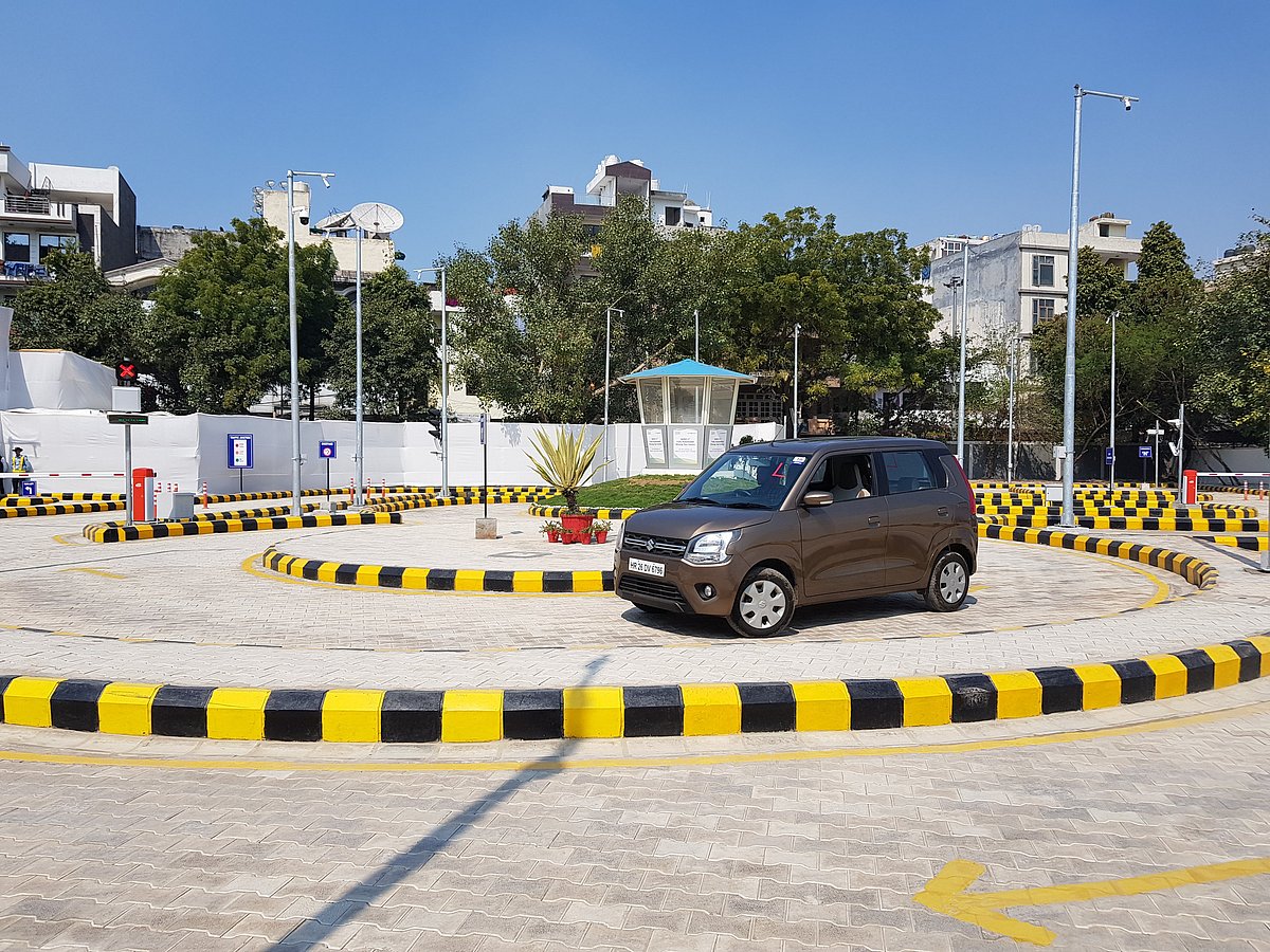 Getting Driving Licenses in Delhi to Get Tougher With These Tests
