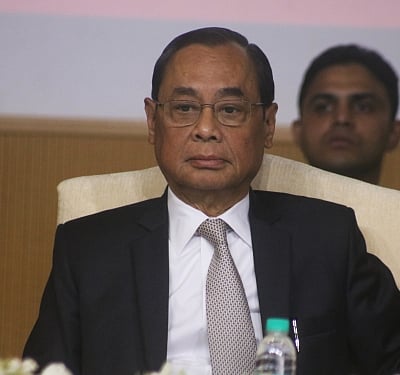 Women activists detained while protesting against CJI