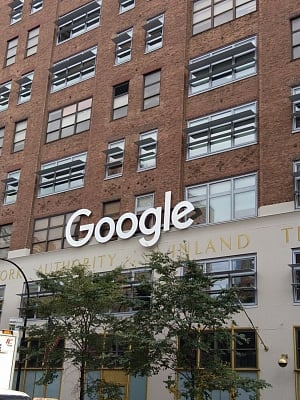 Google paid people $5 to scan their faces for Pixel4