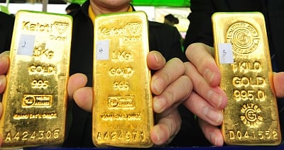 DRI seizes over 12 kg gold in Kolkata, Siliguri