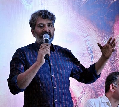 Rajamouli begins shooting for new schedule of 'RRR'