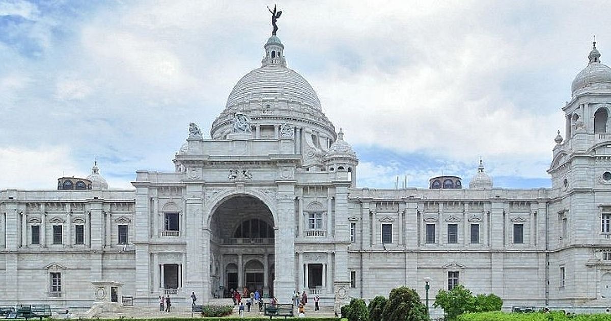 1 dead,16 Injured In Lightning In Victoria Memorial Ground Kolkata