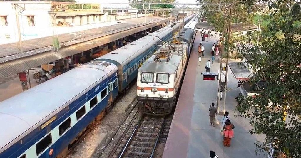 Check Complete List of Sampark Kranti Express Trains: Check Time Table ...