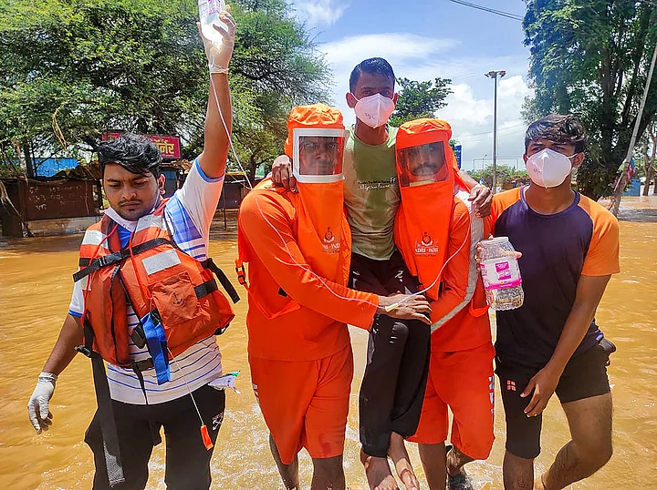 164 Dead After Landslides & Floods Ravage Maharashtra