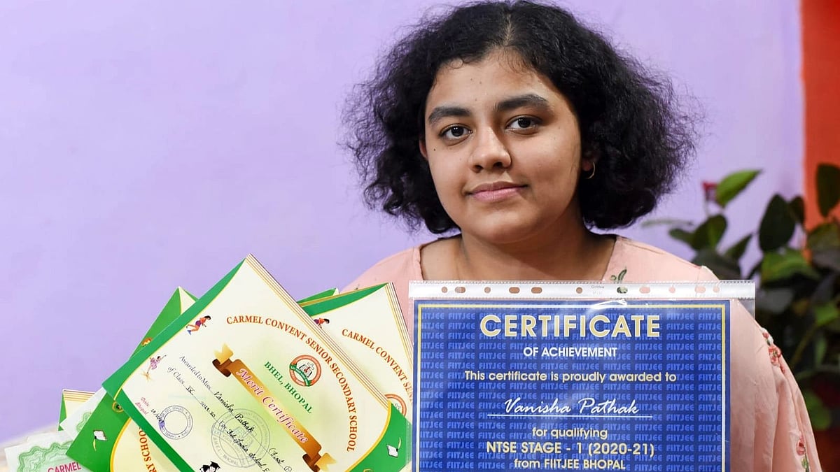 'Their Memory Kept Me Motivated': CBSE Topper Recalls Losing Parents to ...