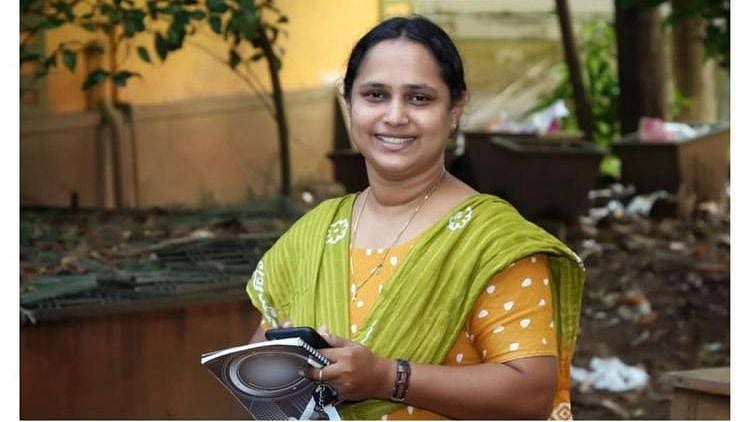 Vineetha VM Becomes First Woman President of Kerala Union of Working ...