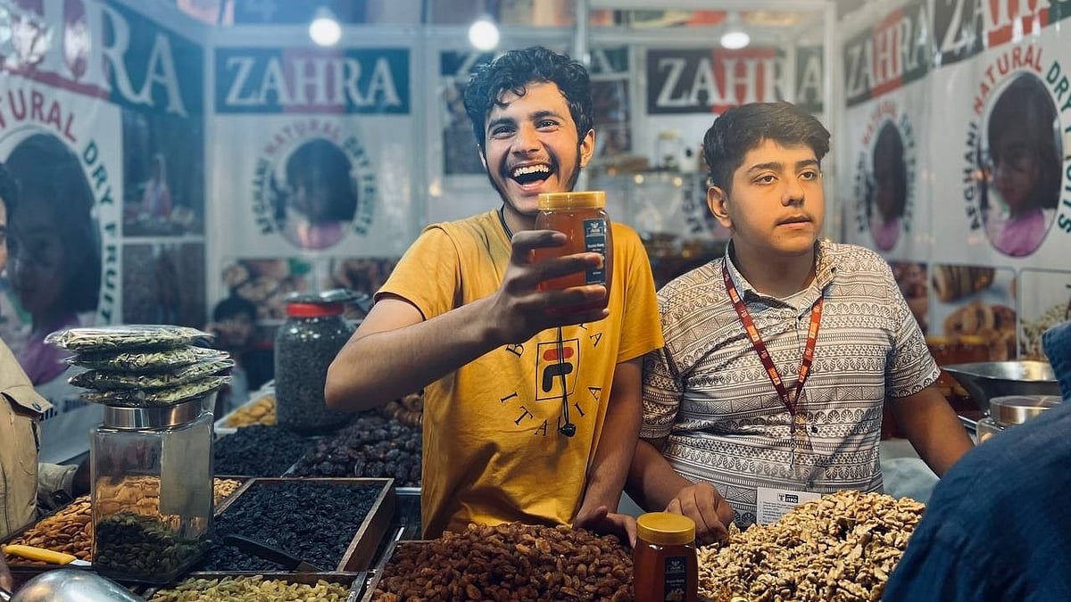 In Photos: Afghani Dry Fruits to Bengali Sarees to Kerala Spices at ...