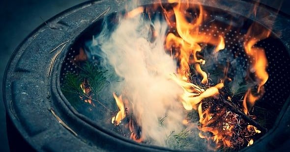 Suffocation by 'Angithi' Smoke: Why Is It Fatal? What Precautions ...