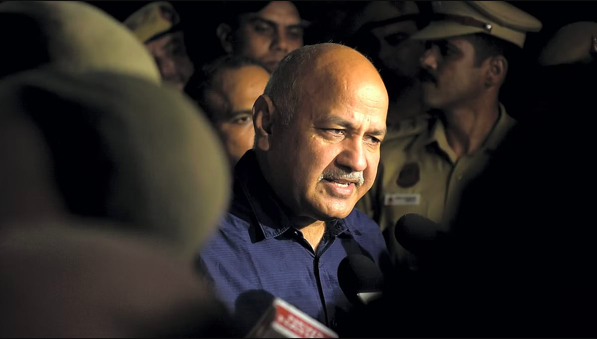 Delhi High Court Denies Interim Bail to Manish Sisodia, Allows Him to ...