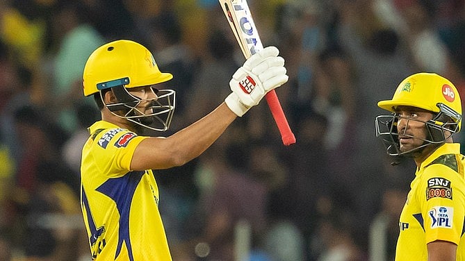 IPL 2023: Gaikwad's 92 Helps Chennai Post 178/7 Against Gujarat Titans ...