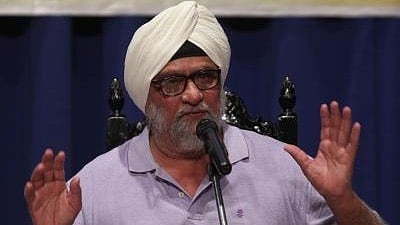 Legendary Cricketer Bishan Singh Bedi Passes Away at 77