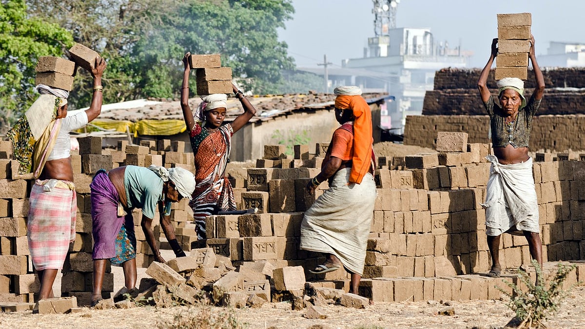India’s Labour Laws Consolidated in 2020: Another Govt 'Reform’ Left ...