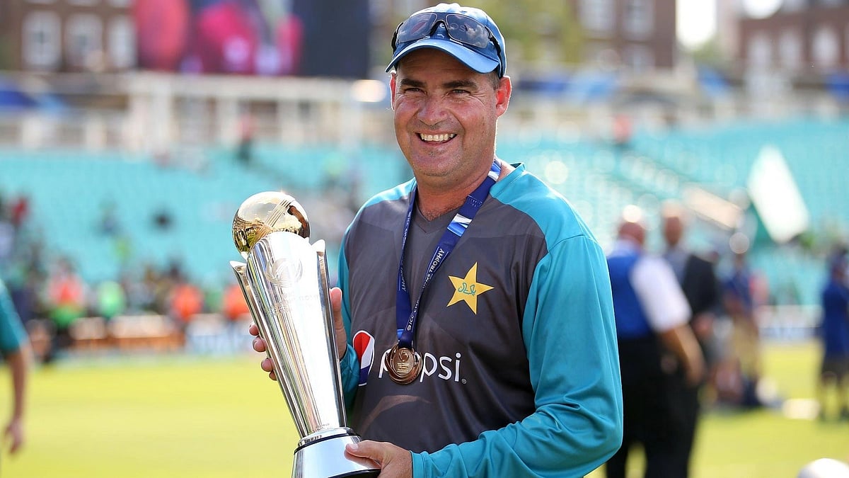 Mickey Arthur, Grant Bradburn & Andrew Puttick Resign From Pakistan Cricket