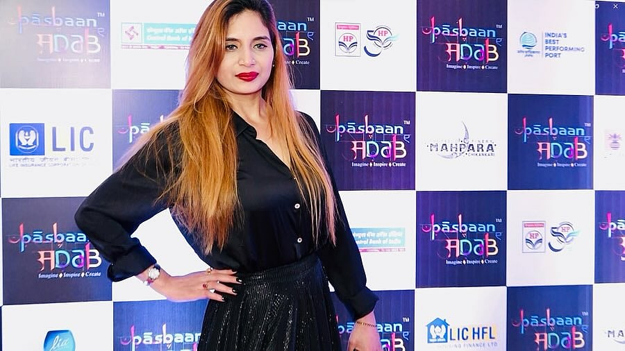 Cops Suspect Suicide After Singer Mallika Rajput Found Dead At Home