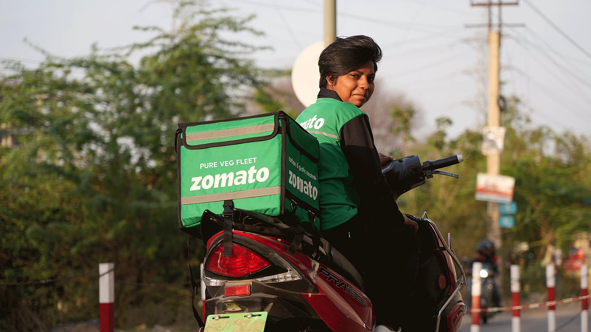 Zomato's Newly-Launched Fleet of 'Pure Veg' Delivery Leaves Netizens ...