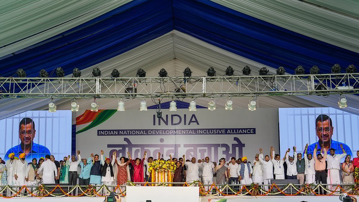 INDIA Ramlila Maidan Rally: Sunita Kejriwal Reads Out Message by Jailed ...
