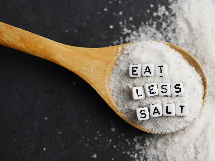 How To Reduce Salt Intake & Sodium Levels In the Body?