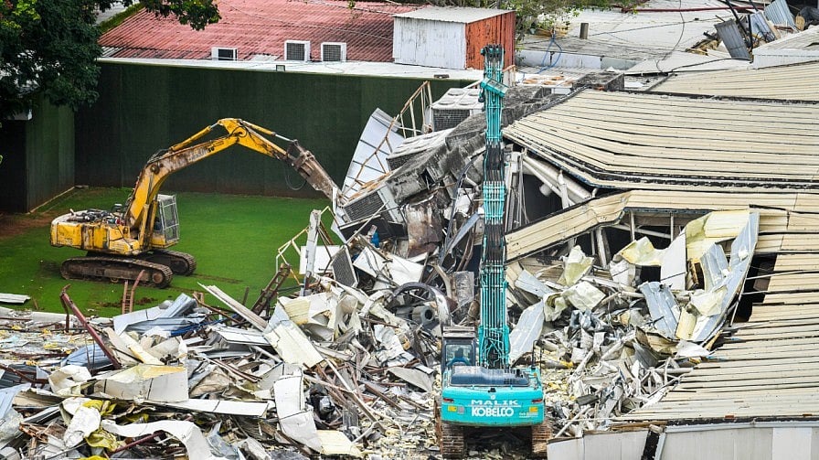 17-Hour Demolition Drive in and Around Hyderabad: All-Powerful HYDRAA ...