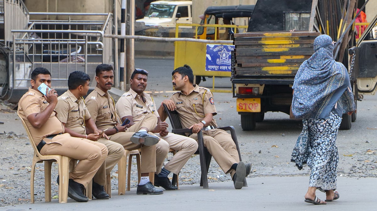 Nagpur Riots: Sedition Charges, Female Cop Assaulted, Fahim Khan's Role ...