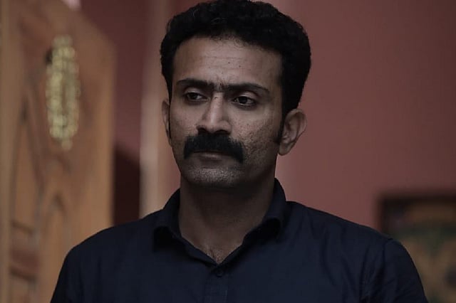 Malayalam actor Shine Tom Chacko deplaned for alleged unruly behaviour ...