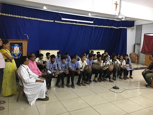 Reviving a folk instrument: This Mangalurean is teaching youth to play ...