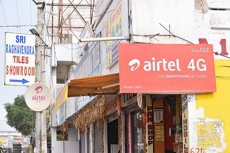 Bharti Telecom to sell $1 billion shares in Airtel through block deal