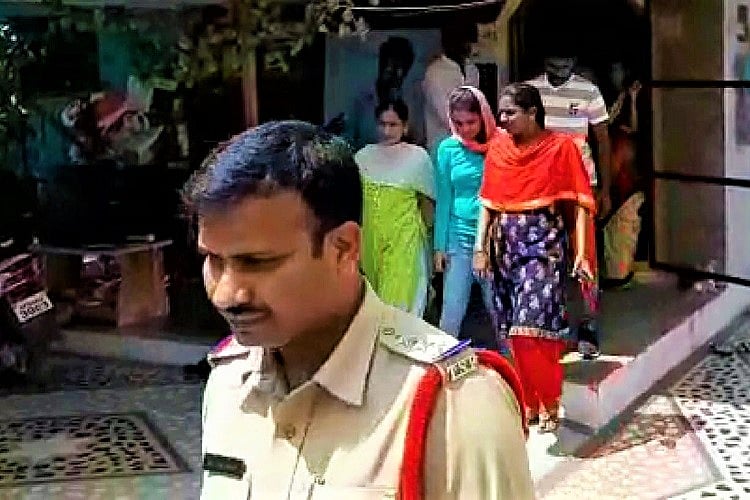 Maruthi Rao death: Amrutha tries to attend father's last rites, blocked ...