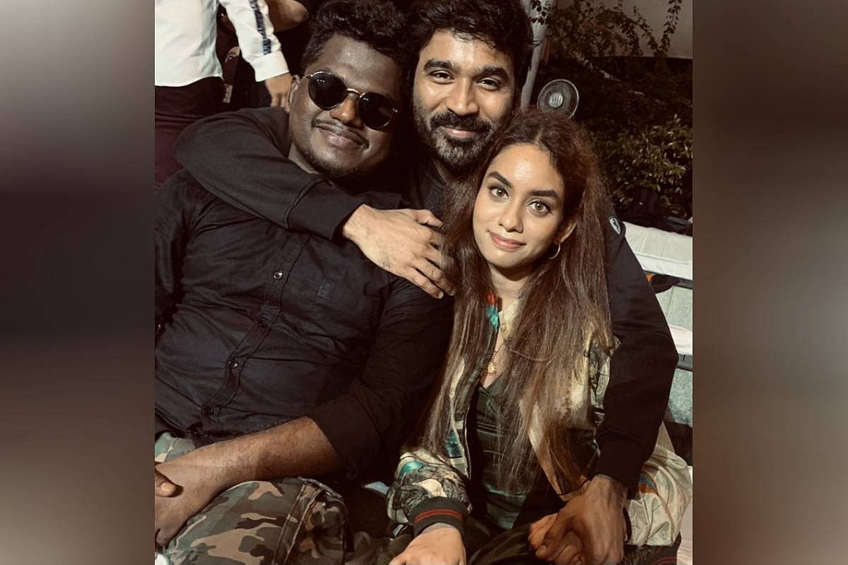 Dhee and Arivu’s pic with Dhanush from Yuvan Shankar Raja’s party goes ...