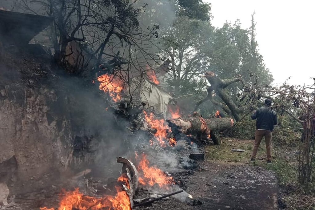 CDS Bipin Rawat en route to give lecture when his chopper crashed in ...