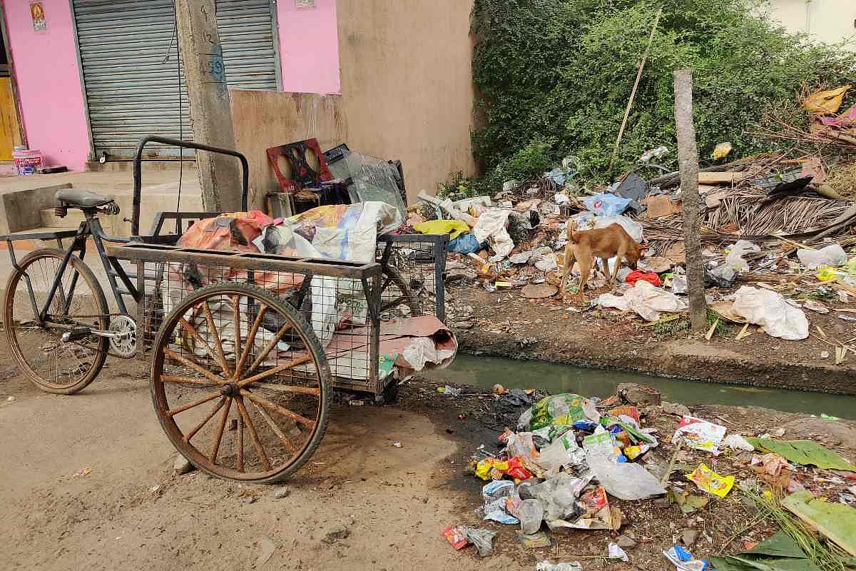 Chennai: Avadi’s bin-less initiative fails to maintain garbage-free streets