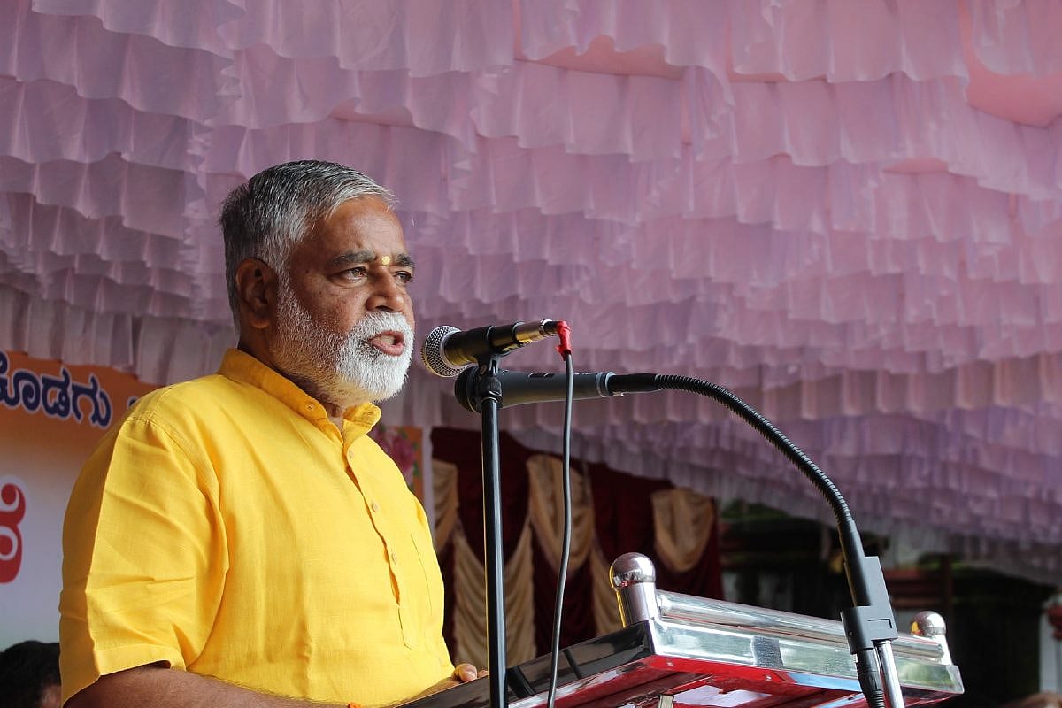 Karnataka government to paint Viveka scheme school classrooms in ...
