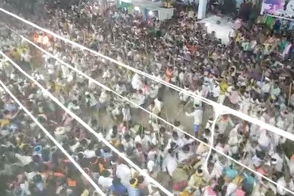 Andhra’s Banni festival leaves dozens injured in traditional stick fight