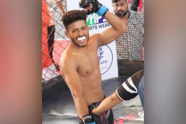 Kickboxer collapses after punch in boxing ring in Bengaluru, dies