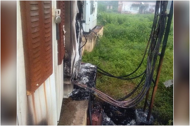 Maoists burn cell tower in Andhra Agency area two days after top ...