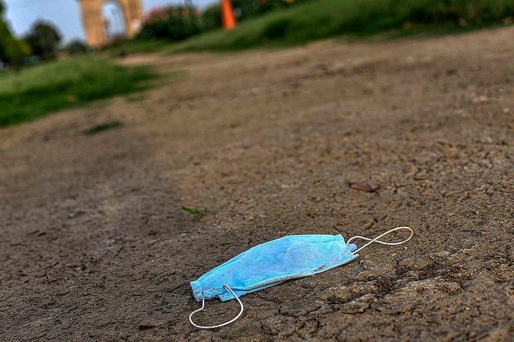 Issue guidelines for safe disposal of face masks used by public: HC to ...