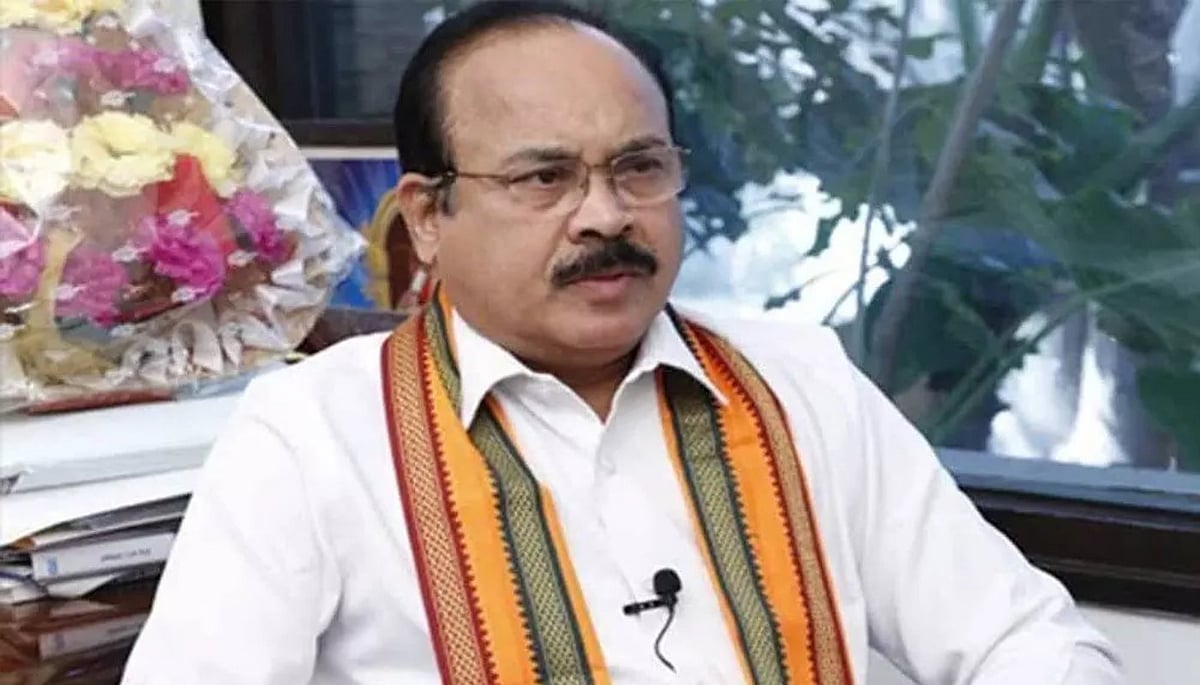 Former minister E Peddi Reddy quits Telangana BJP, to join TRS