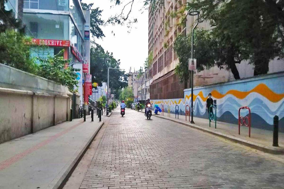 Bengaluru's Church Street bans vehicles on weekends, kicks off clean ...