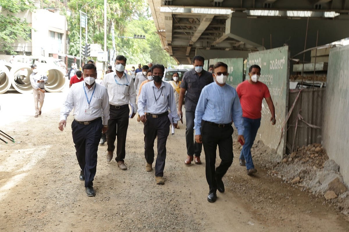BBMP Chief visits Shivananda circle flyover site, says pending issues ...