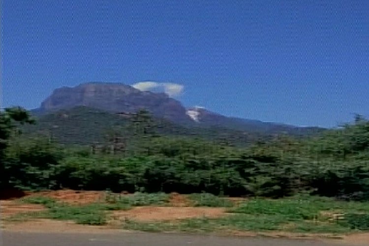 3 TN journos booked for reporting 'smoke in ISRO campus', Press Club ...