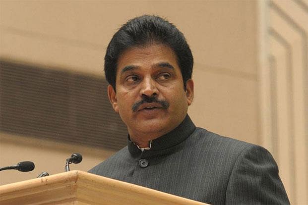 Congress MP Venugopal files case against Saritha Nair over ‘fake letter ...